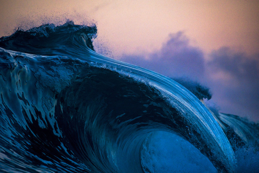 Colorblind Photographer Spends 10 Years To Capture The Majestic Power ...