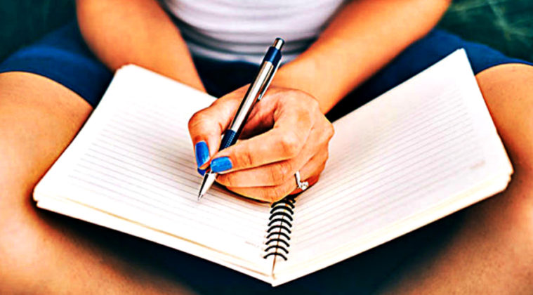 4 Ways How Writing Down Your Thoughts Can Improve your Life